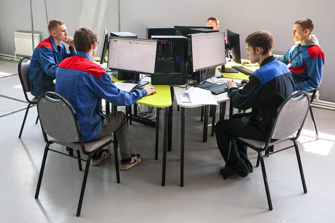 Workplace: FPV drone operators will be involved in Arctic exploration ...