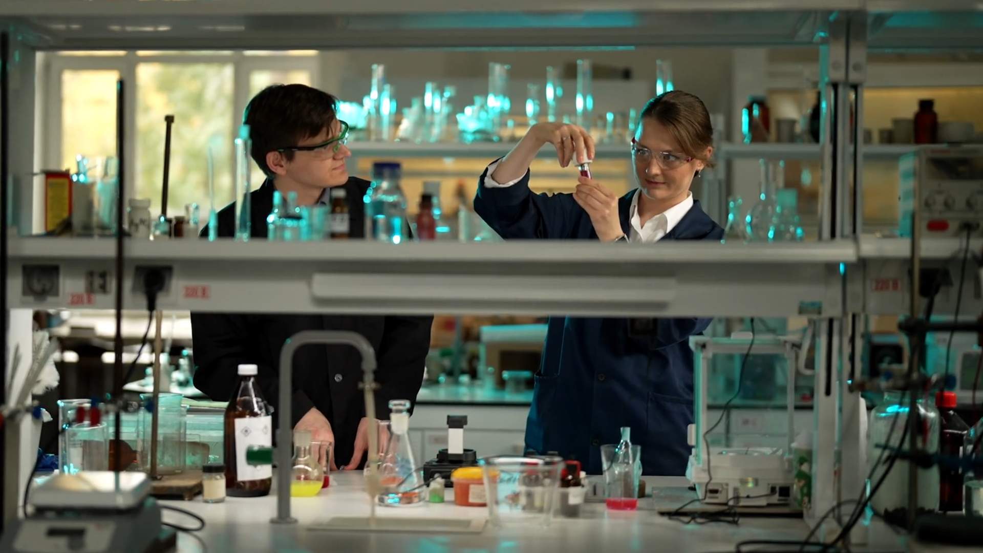 The Muses of the Spheres: how female scientists create "smart" fabrics ...