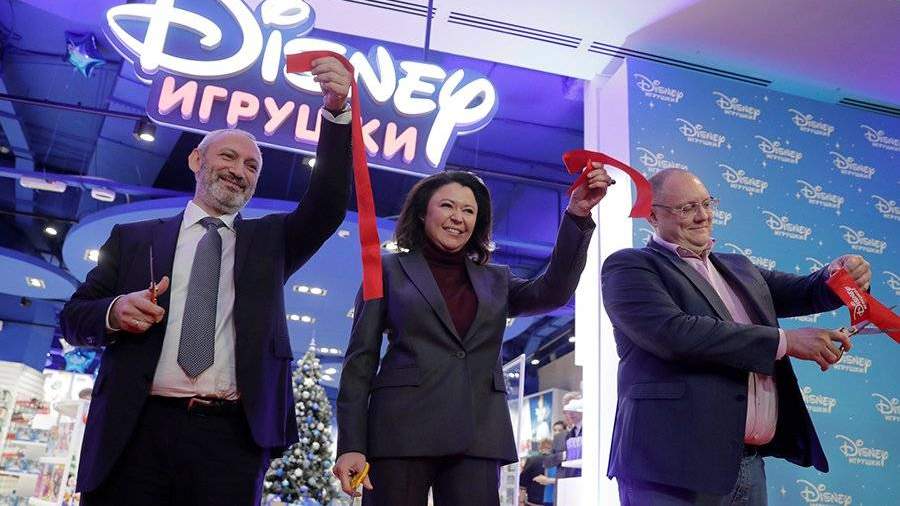 Disney открыл первый в России магазин игрушек | Новости общества ...