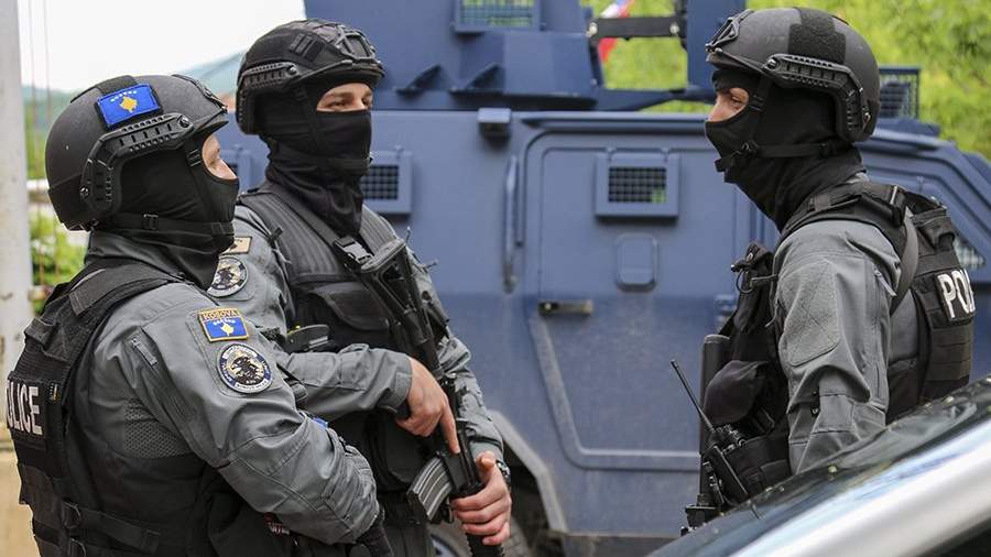 Школы на севере Косово и Метохии закрылись из-за приштинской полиции ...