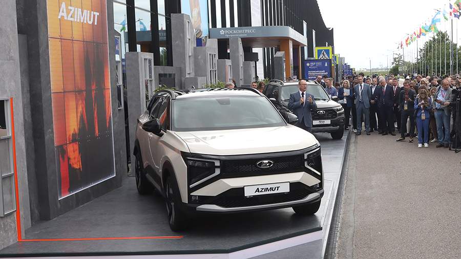 The head of AVTOVAZ called the Lada Azimut crossover the flagship | Известия
