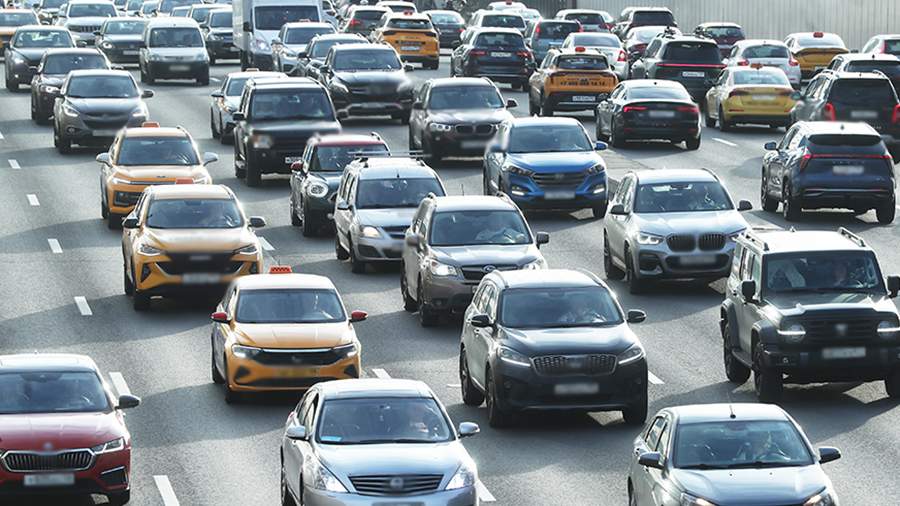 More than 1,000 cars without license plates have been evacuated in ...