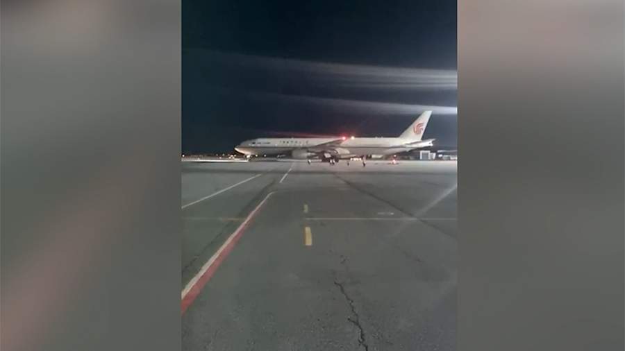 Passengers of the Air China plane that landed in Nizhnevartovsk were ...