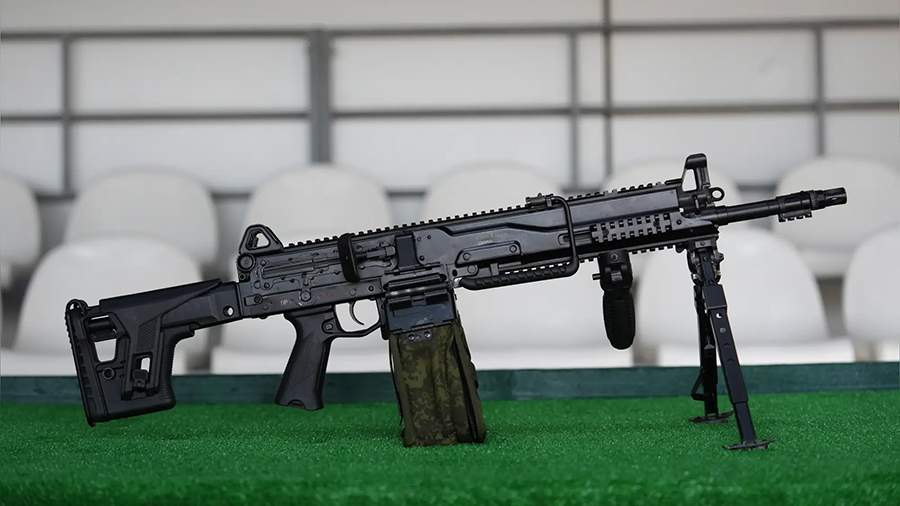 New versions of shortened submachine guns and light machine guns have ...
