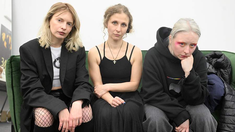 Pussy Riot members were asked in absentia for terms from 9 to 14 years ...