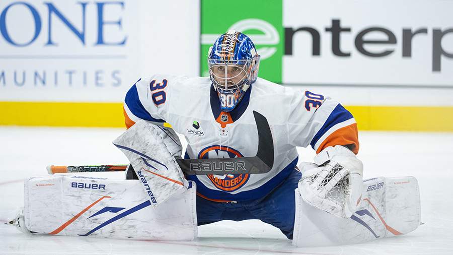 Russian goalkeeper Ilya Sorokin is recognized as the third star of the ...