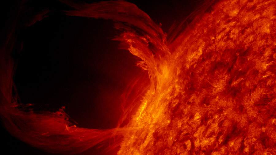The plasma cloud after strong solar flares will reach the Earth in the ...