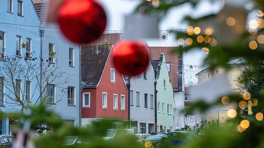 The media reported that 48 Christmas trees in Germany were damaged by ...