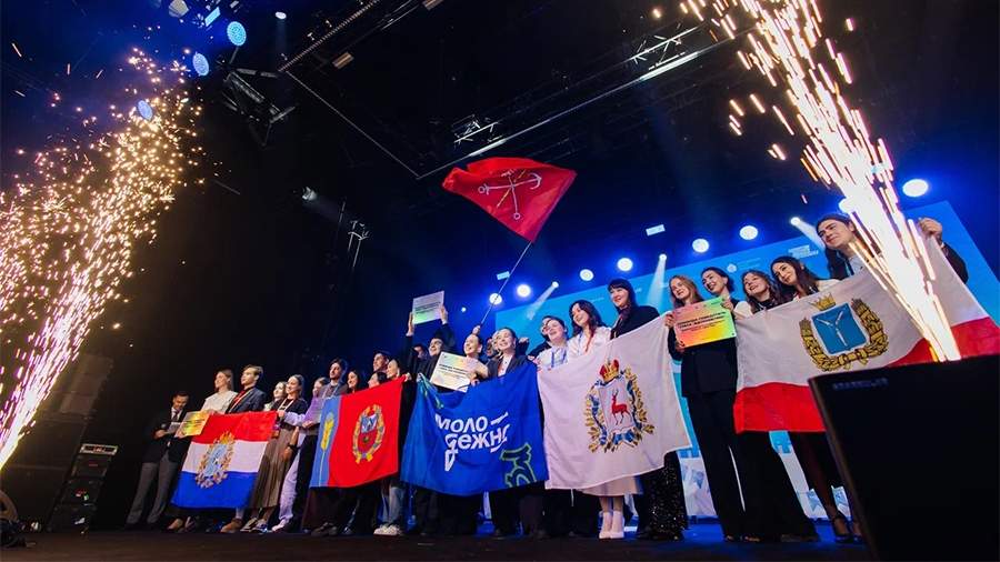 Путин заявил, что форум "Твой ход" объединяет талантливых и энергичных ...