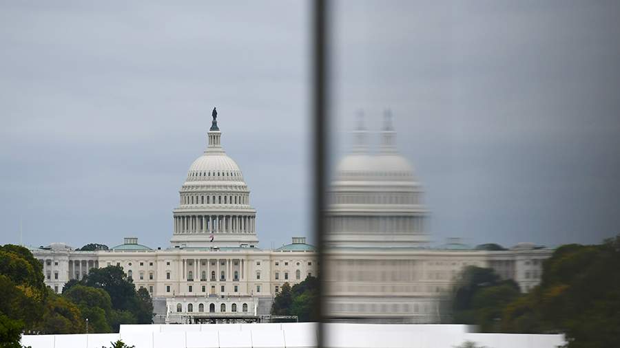 A bill has been submitted to the US Congress banning presidents from ...