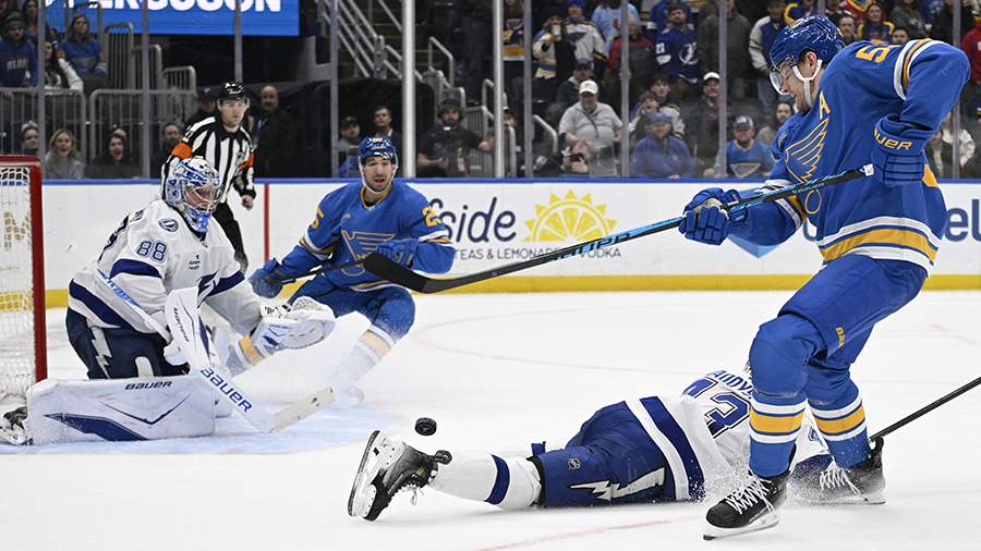 St. Louis beat Tampa Bay in the NHL match | Sports News | Izvestia | 17 ...