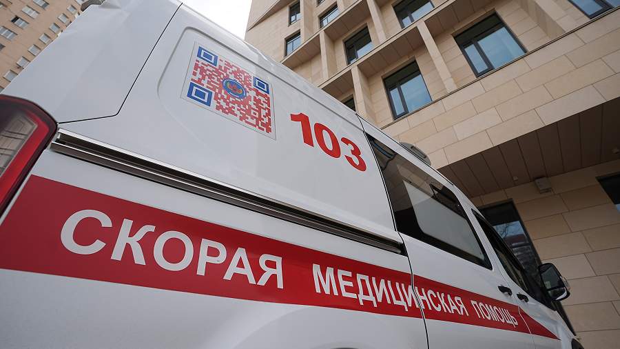 Three people were injured in a knife fight in the center of Moscow ...