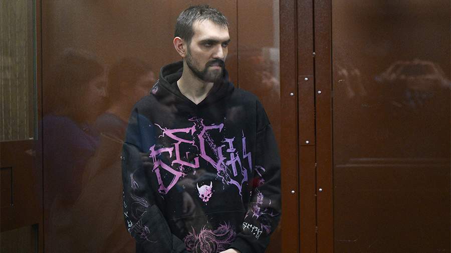 A Moscow court has extended the arrest of stand-up comedian Ostanin for ...