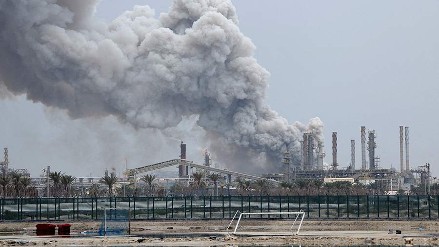 The media learned about the evacuation of American sailors from Bahrain ...
