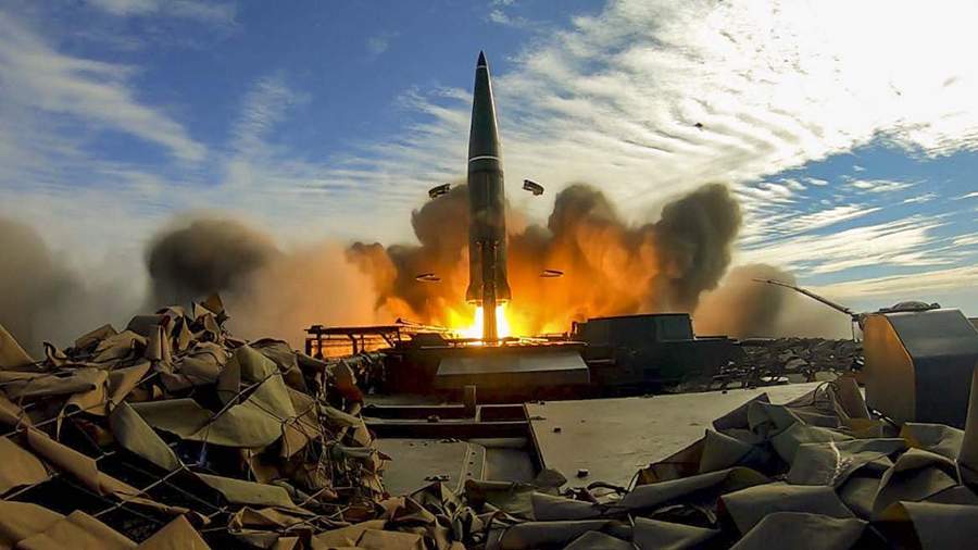The Russian Armed Forces launched a group strike on airfields and ...