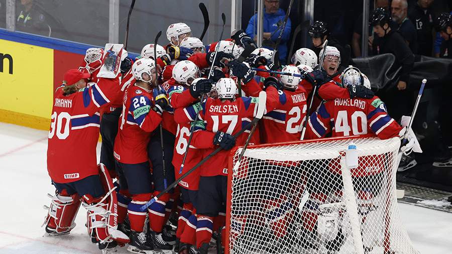The Norwegian national team beat the Swedes at the World Hockey ...