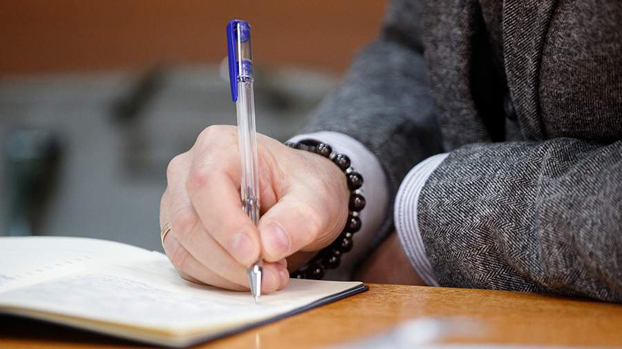 Doctors talked about the effect of handwriting on human cognitive ...