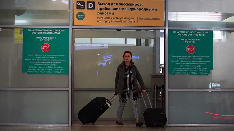 Sheremetyevo explained the long passage of post-flight formalities ...