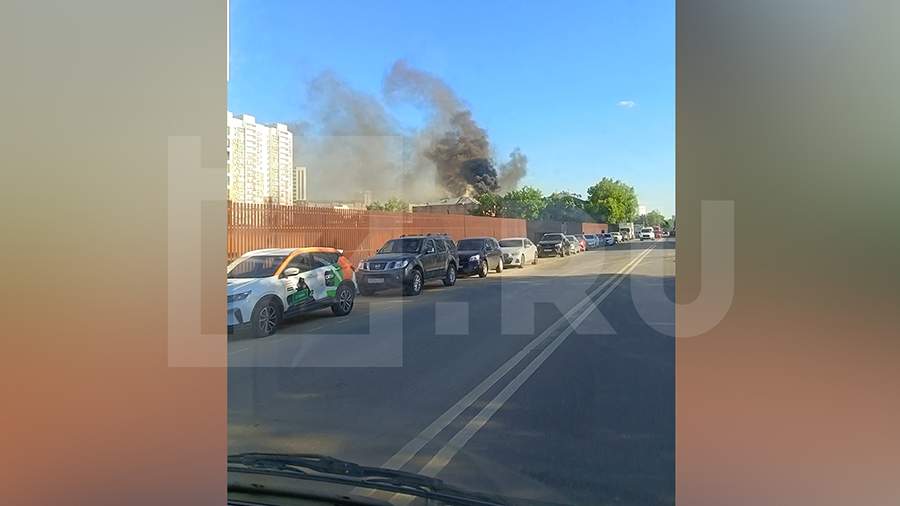 In the south of Moscow, a building on an area of 100 square meters ...