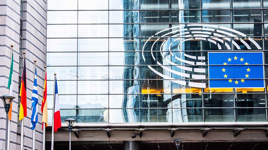The EU is considering reviewing visas and residence permits already ...