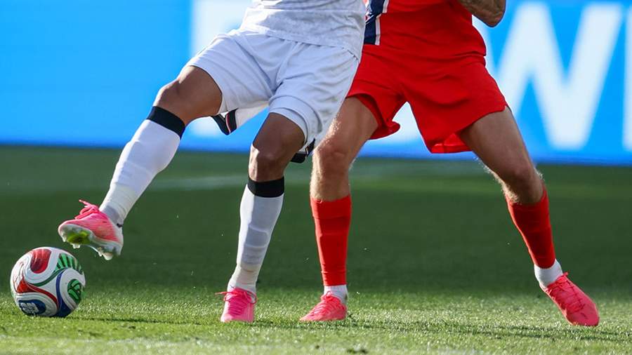 Soccer flamingos: why there are so many players in pink cleats at the ...