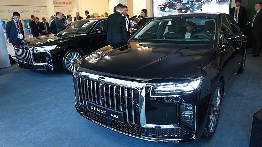 At the SPIEF, the launch of the new Senat 900 sedan at the ex-Toyota ...