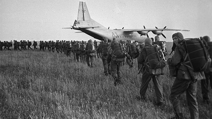 История ВДВ России: от десанта 1930 года до операции в Гостомеле