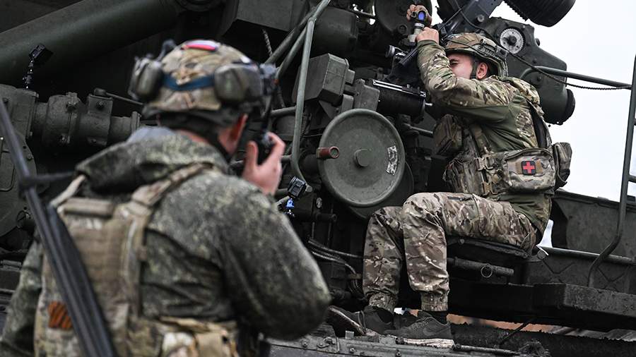 The Russian army has attacked six military airfields in Ukraine. | Army ...